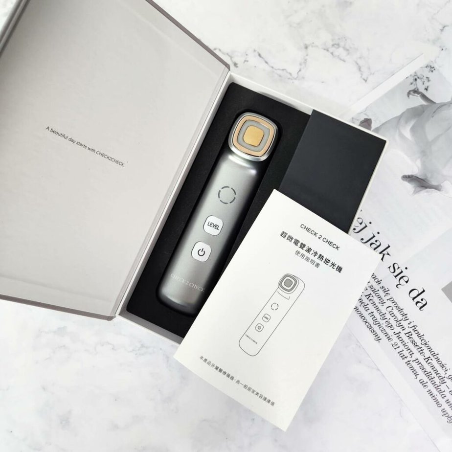 開箱評價∣Check2Check超微電雙波冷熱逆光機，類醫美居家美容儀再進化！ - 林人青 ReOpen